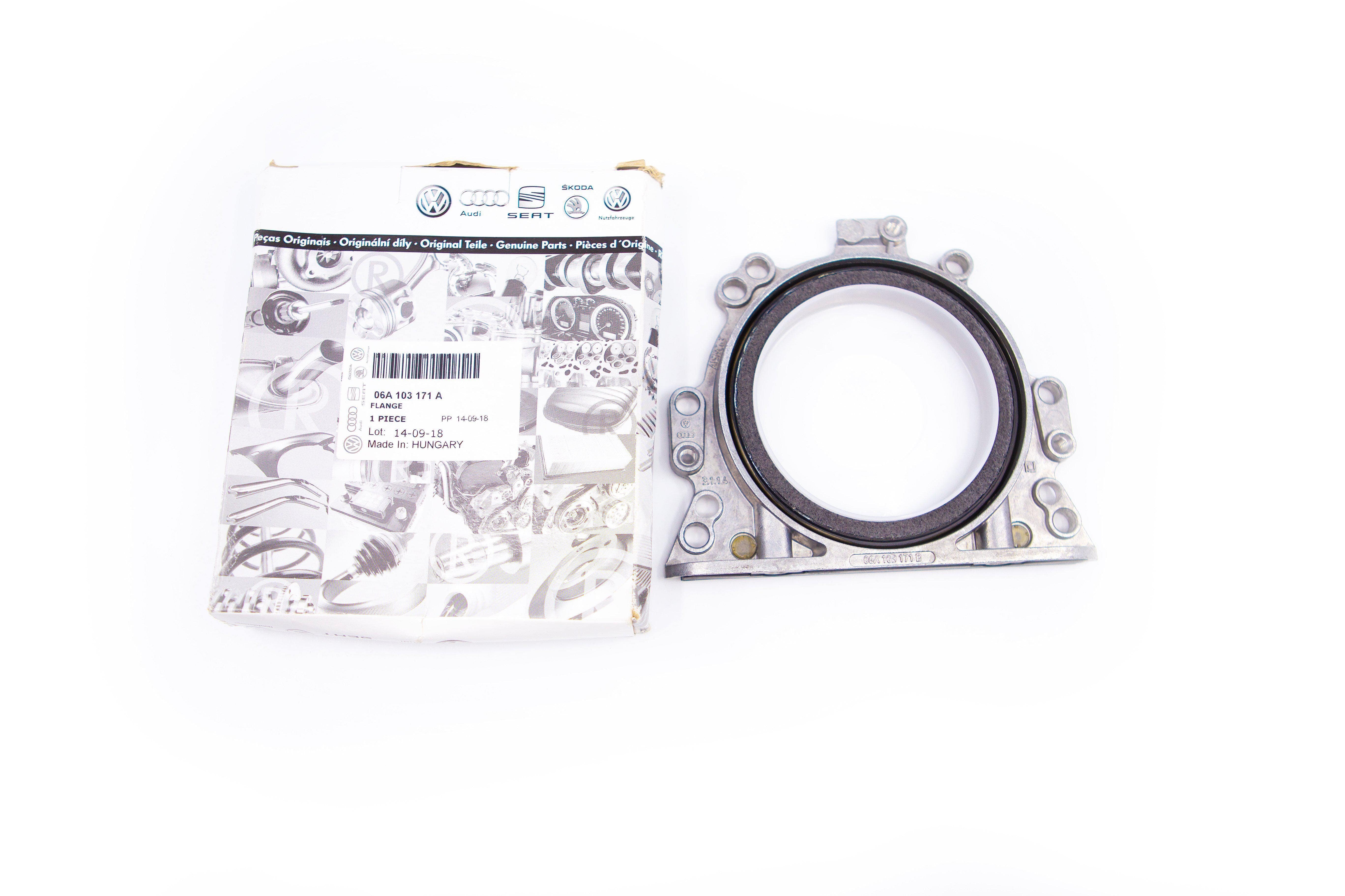 Rear Crankshaft Seal inc Flange - Audi A8L/8P/B6/B7/8J/8N & VW MK 4/5/6 ...
