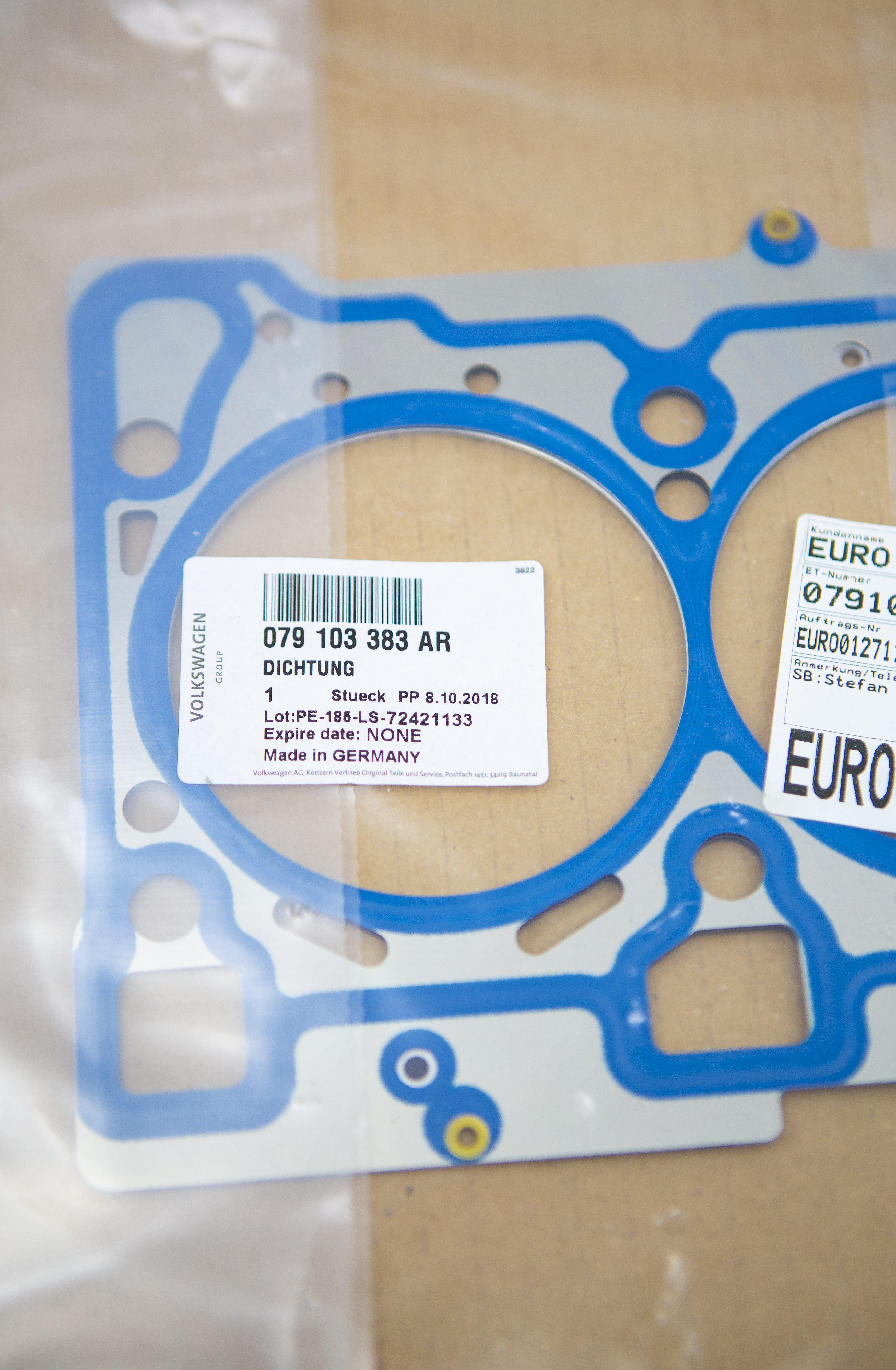 079103383AR - Cylinder Head Gasket 5-8- Audi & Volkswagen V8 4.2L ...