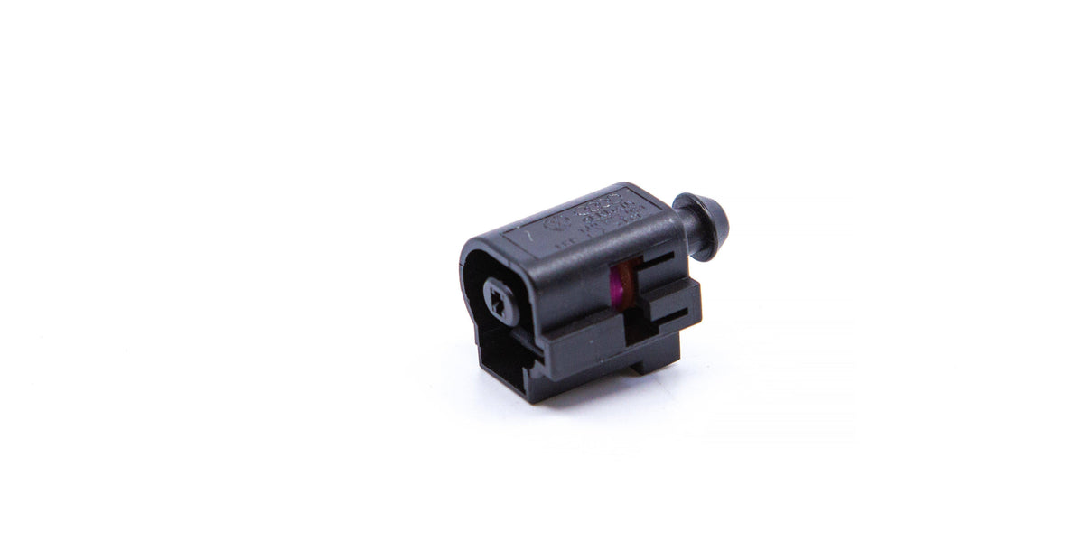 1J0973081 - Flat Contact Housing 1 PIN - Volkswagen & Audi– VAGPARTS ...