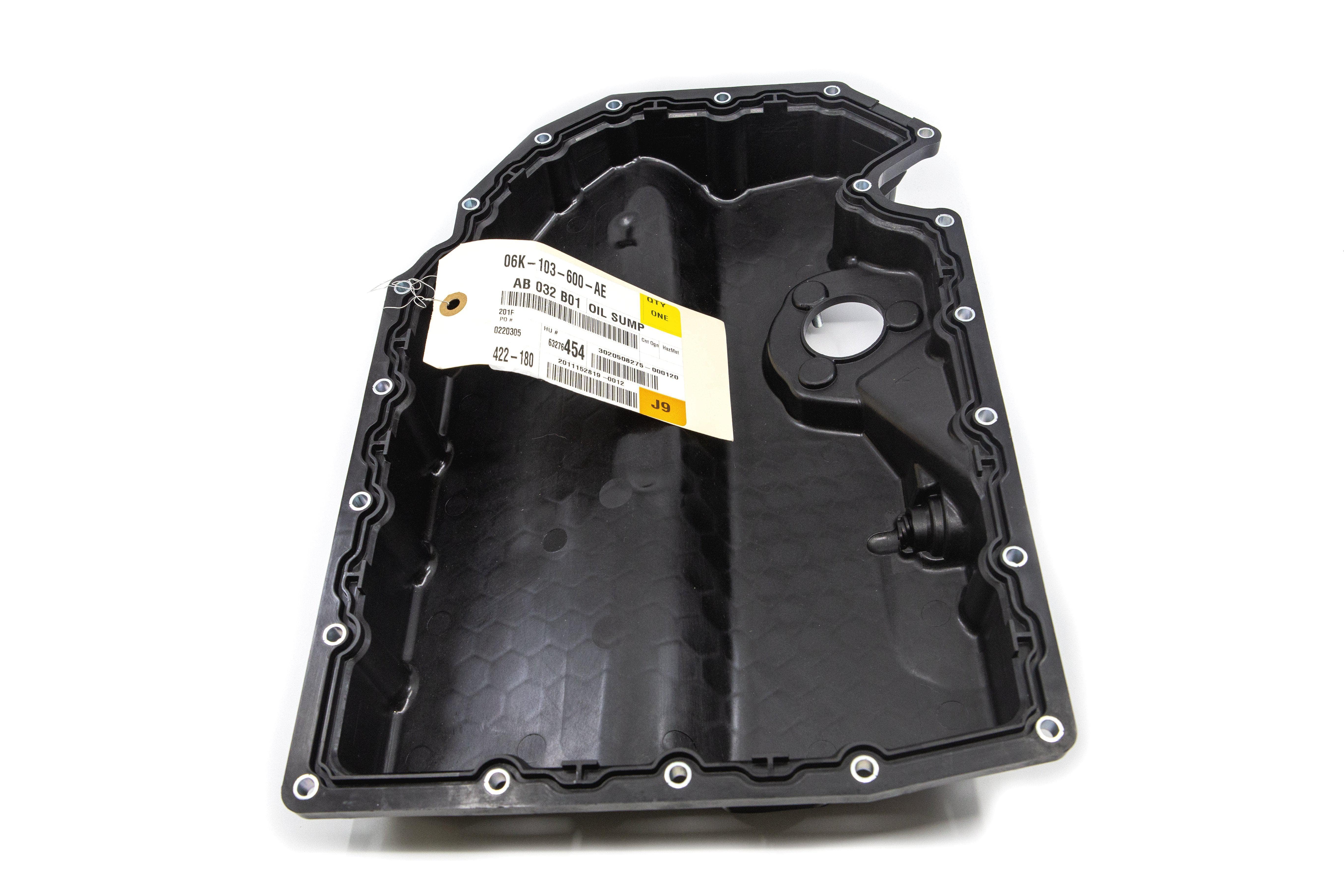 06K103600AE - Plastic Oil Sump & Pan - Audi 8V S3/TT/TTS & Volkswagen ...
